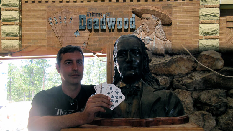 la mano del muerto - origen de la leyenda del póker - Deadwood