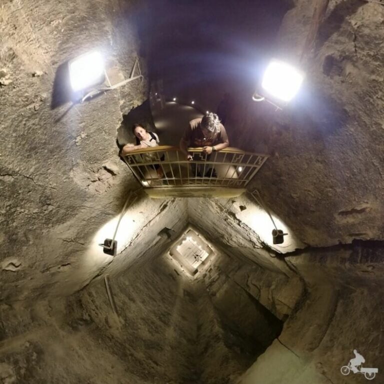 Interior de la PIRÁMIDE escalonada - SAQQARA - faraón Zoser